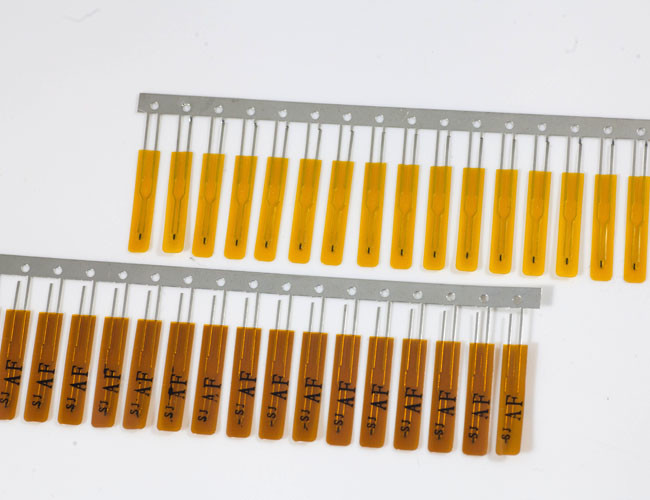Precision NTC Thin Film Thermistor High Delicacy Firm Structure
